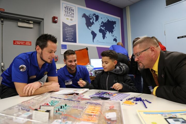 Cleveland Teen Tech Center is filling the talent pipeline - Best Buy ...