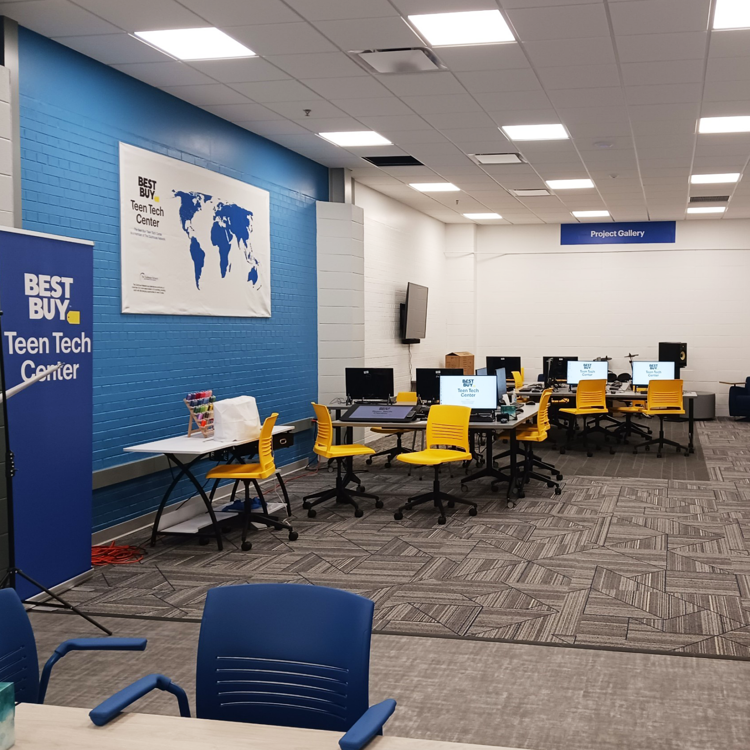 Damien Harmon Gary, Indiana Teen Tech Center Opening 2 - Best Buy ...